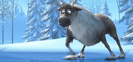Фото Олень Sven / Свен из мультика Холодное сердце / Frozen, падает на лед