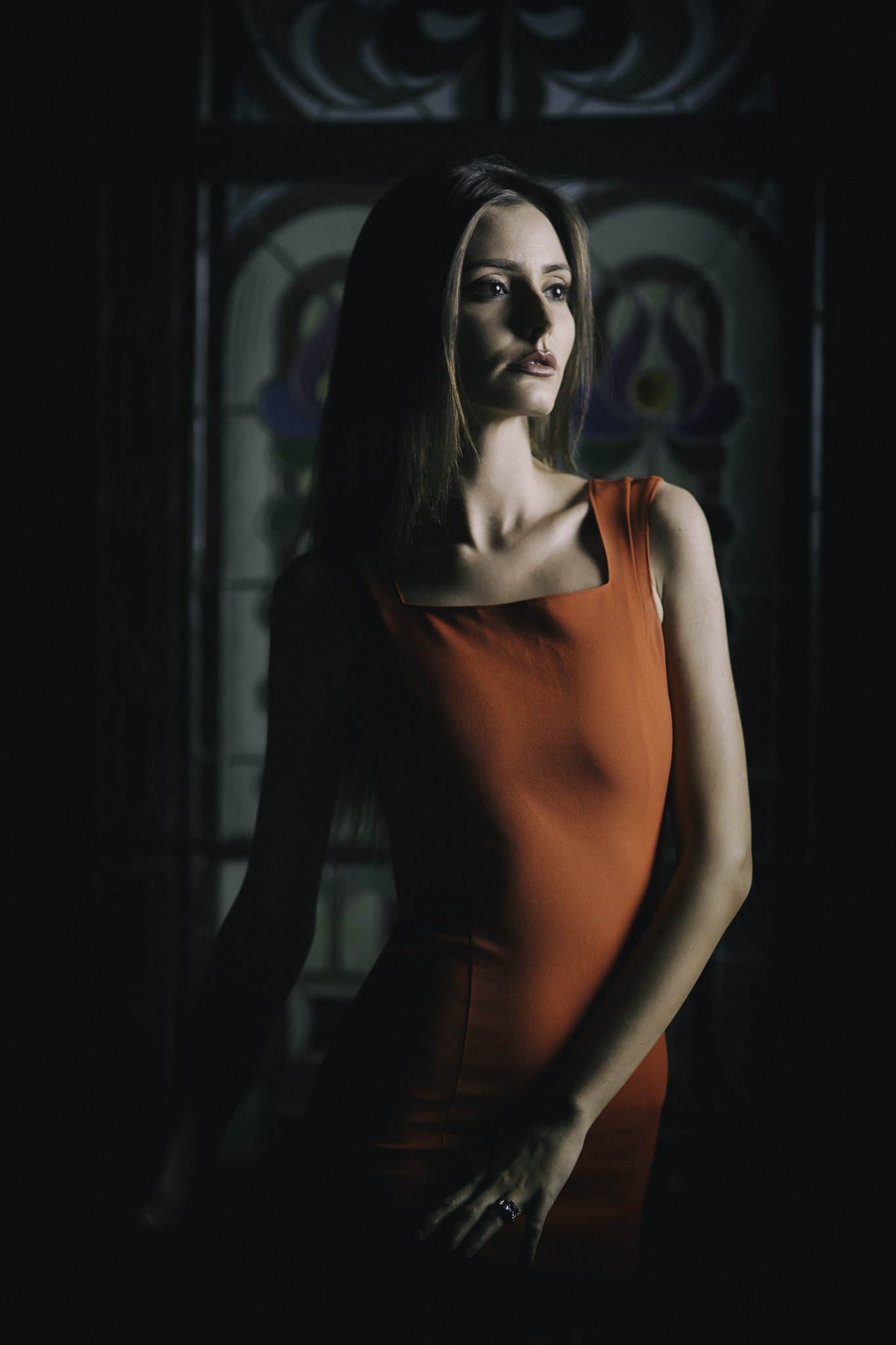 Фото Модель Noemi Kappel в красном платье, by Erik Rozman